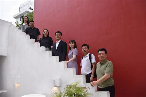 中国纺织建设规划院一行考察调研宁波纺织服装创意园区