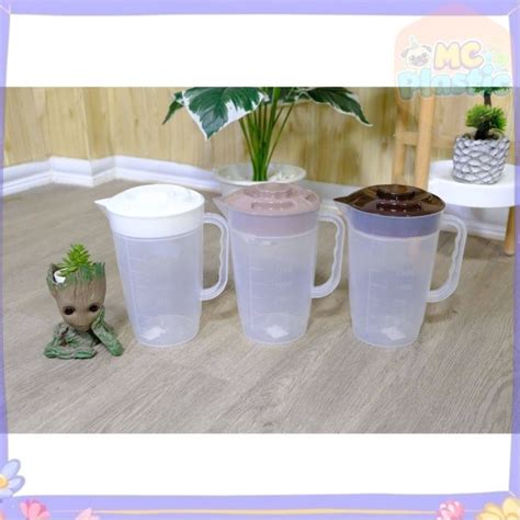 เหยือกน้ำ เหยือกใส่น้ำพลาสติก มีสเกลตวง 2 ลิตร มี3สี ขนาด ก13 ส20 ชม 🚚