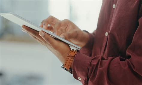 How To Fix The Floating Keyboard On Ipad