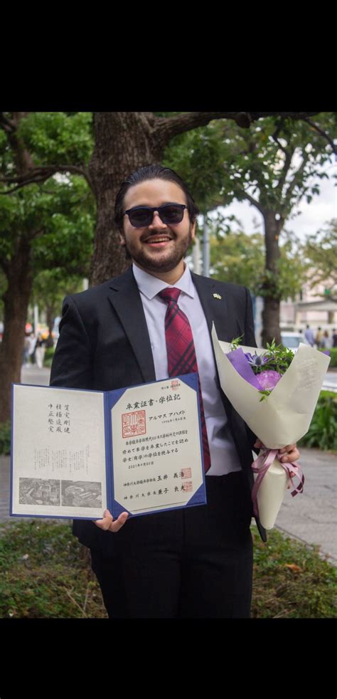 Ahmed Binalmas On Linkedin الحمد لله حمدا كثيرا ️ 🤲 ‏اخيرا اتخرجت و