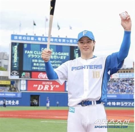 선발 투수가 만루에서 7회 2타점 쐐기타 칠 줄이야6번 타자로 내보낸 감독 2개는 쳤어야 하는데 아쉬워 ㅎㅎ 민창기의 일본야구