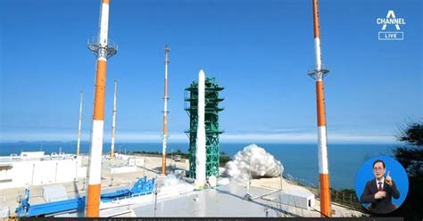 누리호 이번에는 ‘진짜 위성 싣고 우주로