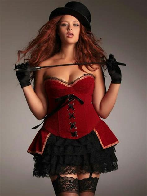 15 Plus Size Halloween Costumes That Are Ready To Party