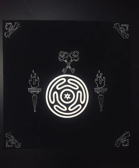 Hecate Goddess Cloth Altar Tablecloth Witch Home Decor Altar Witchcraft Supplies Sorcery Etsy