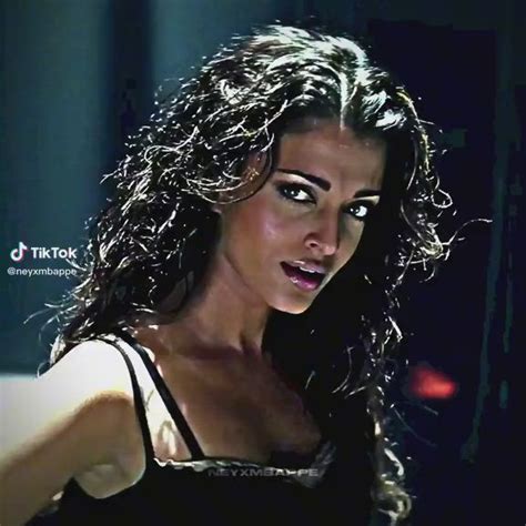 Aishwarya Rai In Dhoom 2 2006 Bollywood Actress Hot Photos
