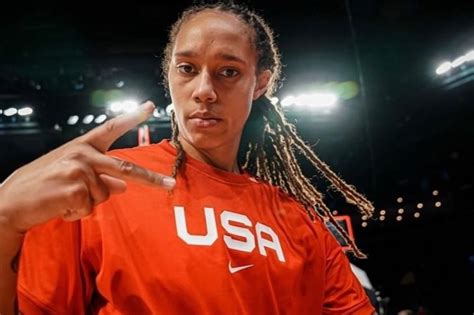 Brittney Griner Es Liberada La Intercambian Por Traficante Ruso E