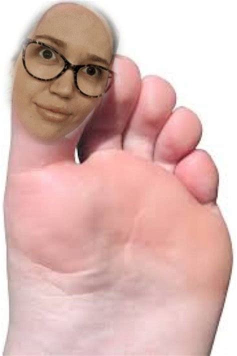 Gabriella Lindley Feet