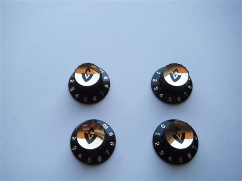Guild Guitar Knobs 2 Tone And 2 Vol Black Gold Insert Guitar And Amp Parts