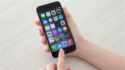 Its Impossible To Unlock New Iphones Apple Tells Us Court