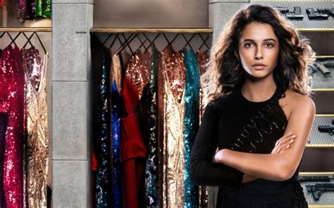 Naomi Scott In Charlie S Angels K Wallpapers Hd Wallpapers Id