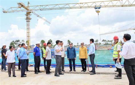 ລັດຖະມົນຕີປະຈຳ ສນຍ ຊຸກຍູ້ບັນດາໂຄງການພັດທະນາຢູ່ເມືອງໂຂງ Updatelaos