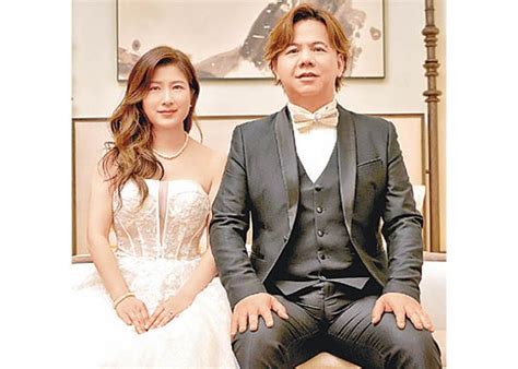 伍仲衡收身做老襯 東方日報