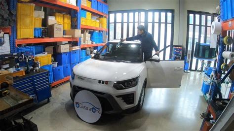 쌍용자동차 티볼리 23년식 차량에 순정 오토라이트 레인센서 옵션을 업그레이드 시공한 과정 소개와 전장 설치비용 가격 정보 네이버 블로그