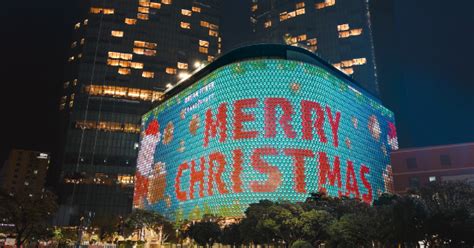 제주 최고층 드림타워 크리스마스 트리도 초대형