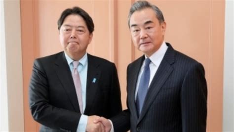 王毅与林芳正会面 确认本周内将举行中日安全对话 星岛日报