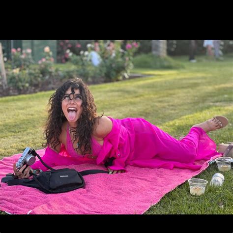 Vanessa Hudgens S Feet