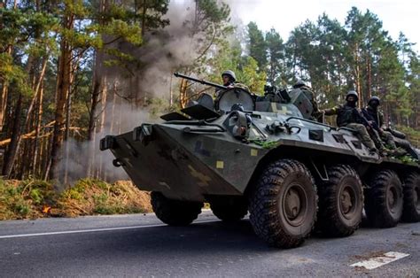 Btr 80 Apc With Ukrainian Troops On Patrol North Of Kyiv R Tanks
