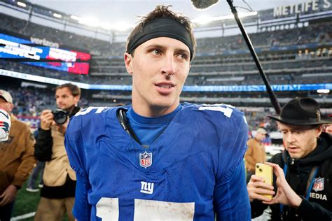 Giants Tommy Devito Is First Ever Undrafted Qb To Defeat Bill Belichick Yahoo Sports