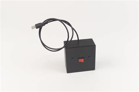 Simple USB Switching Device RasterWeb