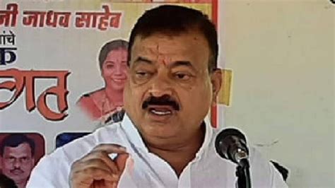 रामदास कदमांना वेड्याच्या हॉस्पिटलमध्ये दाखल करा भास्कर जाधवांचा
