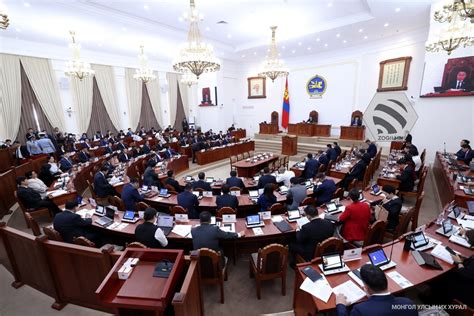 ЭНЭ ДОЛОО ХОНОГТ УИХ ЫН ЧУУЛГАНААР ХЭЛЭЛЦЭХ АСУУДЛУУД