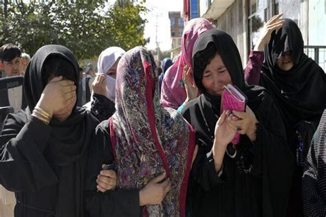 طالبان ثبت‌نام دختران در آزمون کنکور ۱۴۰۲ را ممنوع اعلام کرد خبرگزاری