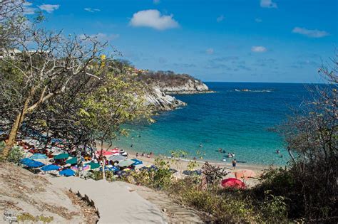 Playa El Arrocito En Huatulco Fotos De Un Espacio De Esparcimiento