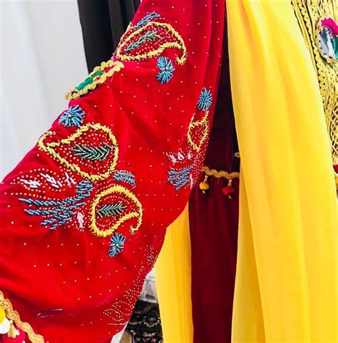 فروشگاه لباس و مهره دوزی پایتخت Paitakht Dezain Amphoe Lam Luk Ka