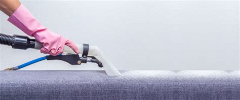 Пране на мека мебел Фирма за почистване Начисто ЕООД