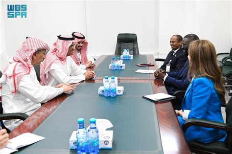 عام مساعد المشرف على مركز الملك سلمان للإغاثة يلتقي رئيس البعثة