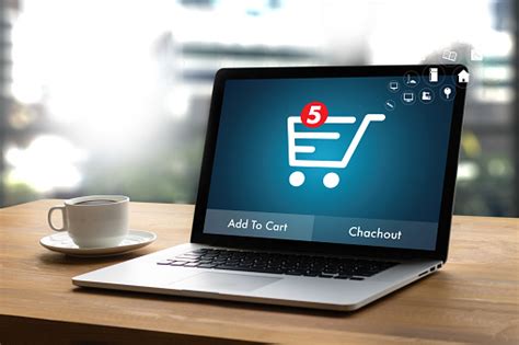 비즈니스 사람들이 기술을 전자 상거래 인터넷 글로벌 마케팅 구매 계획 및 은행 개념 사용 금융에 대한 스톡 사진 및 기타 이미지