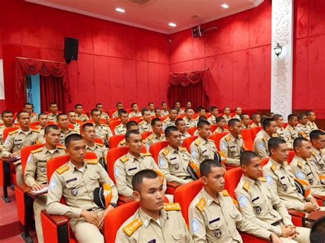 អ្នកឧកញ៉ា លាង ម៉េង ឧបត្ថម្ភភេសជ្ជៈ ៧៥០កេស អបអរពិធីបុណ្យចូលឆ្នាំខ្មែរ និងបង់អង្គុយចំនួន ១៥០បង់