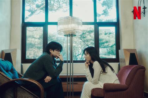 공유 서현진 커플 화보 방송 연예 꾸르