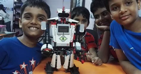Bengaluru Babes Are Enjoying Robotics Classes At Babes MobyGeek Com
