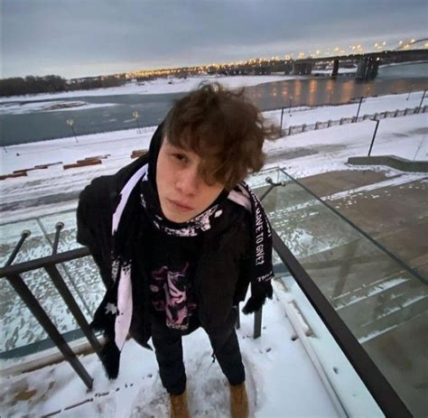 Пин от пользователя Nastya Denisova на доске Быстрое сохранение Знаменитости Стримеры