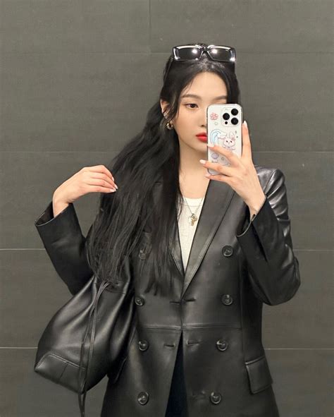 240420 Joy Instagram Update Kpopping