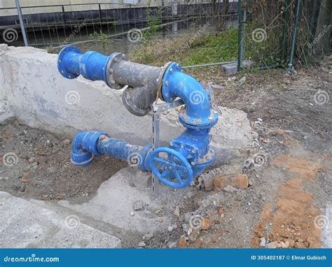 Mining Industry For Resource Extraction Stock Image Image Of Materials Workers 305402187