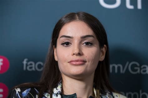 Nyheter Bahareh Letnes Bahareh Letnes Slo Hardt Ned På Sex Spørsmål De Har Beklaget Seg