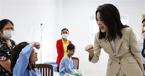 대통령실 김건희 여사 ‘노마스크 지적에 “캄보디아 방침”