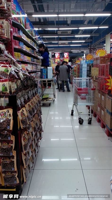超市整理货架摄影图生活素材生活百科摄影图库昵图网