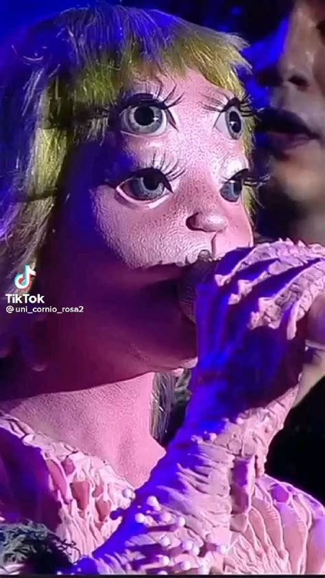 Not Mine Saw This On Tik Tok And I Love Melanie Martinez So Im Posting It Here 💗 Queen