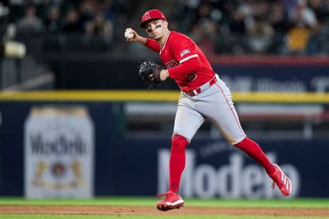 Angels Shortstop Zach Neto Undergoes Right Shoulder Surgery Daily News