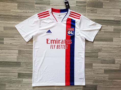 ️ เสื้อบอลลียงเหย้า ฤดูกาล 2021 22 เกราะชุดเหย้าลียง แชมป์ลีกเอิงนะครับ เค้าว่า ลียง ลงเป็นยิง