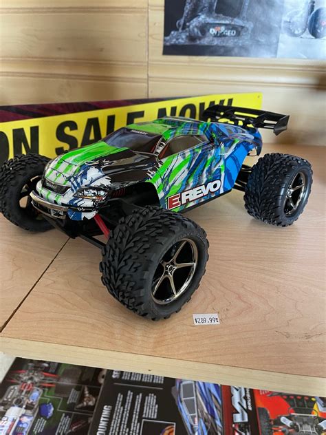 TRAXXAS TH E REVO BRUSHED XL GREEN RTR NEW Excell Hobby