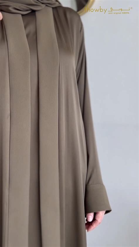 ‎فرح عباية ، ماركة عبايات إماراتية 🇦🇪‎ On Instagram‎ New In Do You Like عباية إماراتية