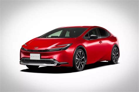 Недорогу економічну модель Toyota назвали найкращим автомобілем року Читайте на Ukr Net