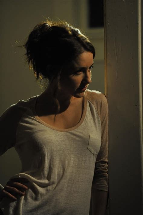 Celebrity Pics Erin Karpluk