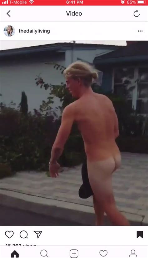 Goofball Streaking Thisvid Com