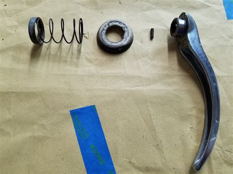Disassembling The Ragtop Locking Header Bow My Beetle Restoration
