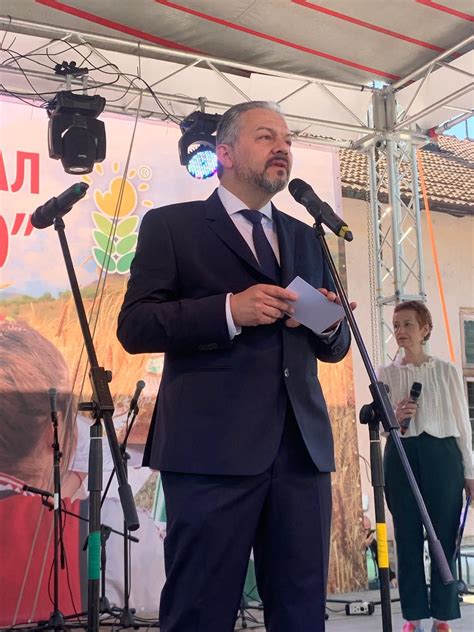 Фестивал 🫶🏻 Благодарим на кмета на Община Севлиево Д р Иван Иванов за прекрасните думи и за